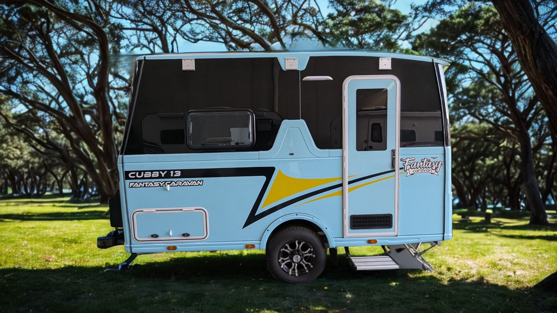 13ft 2-Man Caravan | Fantasy Caravan Cubby 13